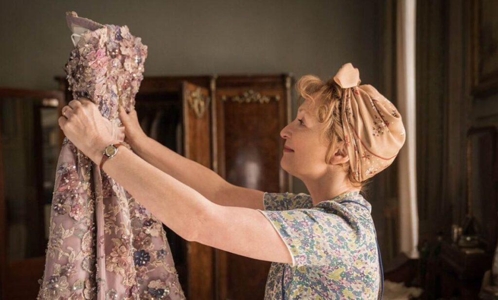 La señora Harris va a París: Romance entre una mujer y un vestido Dior ...