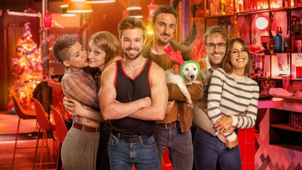 Smiley: La comedia romántica que protagonizan Carlos Cuevas y Miki Esparbé